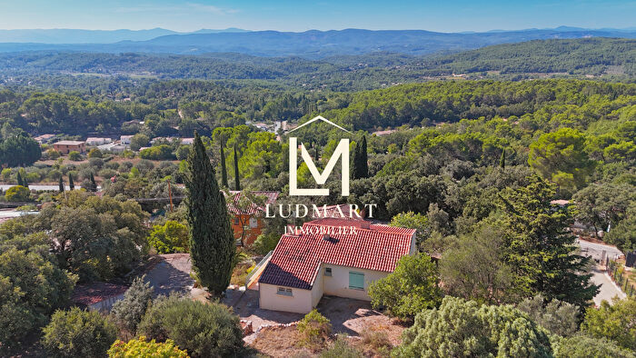 Maison à vendre - Lorgues - 6 pièces - 4 chambres