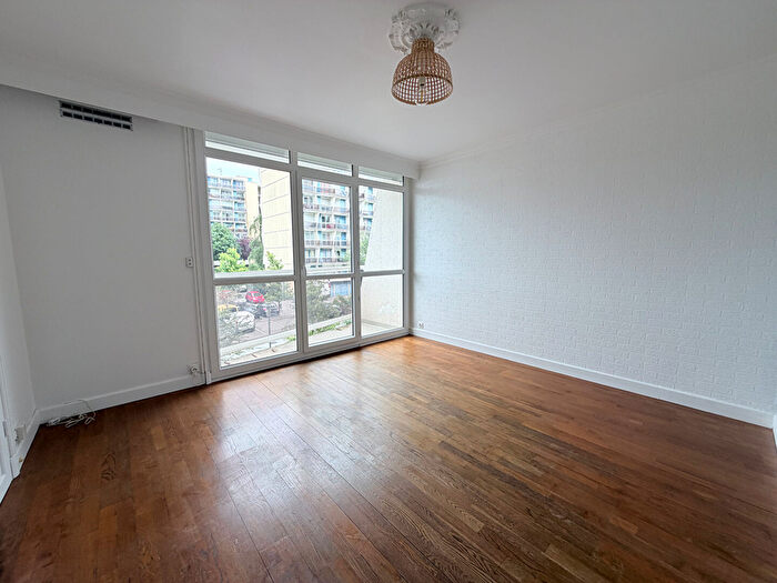 Appartement 1 pièce à Plaisir, Ebisoires, à vendre