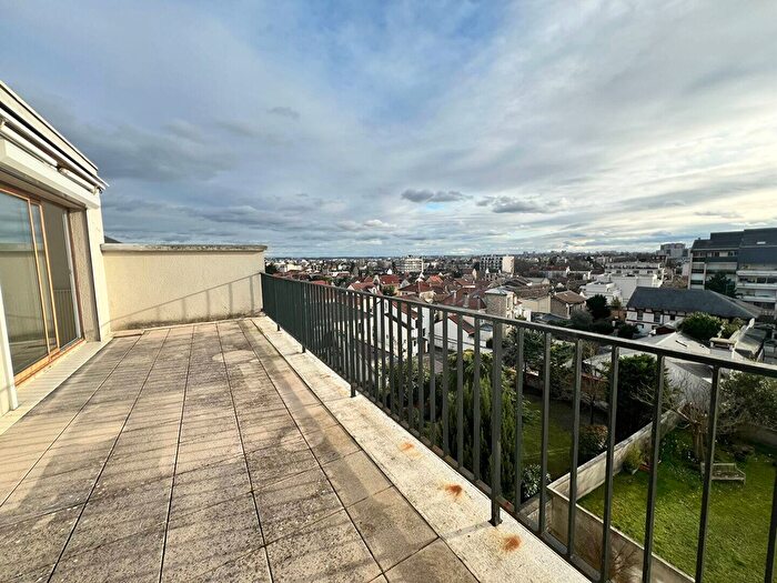 Appartement à louer - Le Vieux-Saint-Maur, Saint-Maur-des-Fossés - 3 pièces - 2 chambres