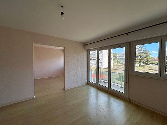 Appartement à louer - Champ de Foire, Cognac - 3 pièces - 2 chambres