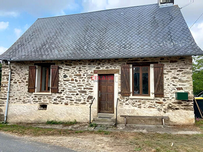 Maison à vendre - Eyburie - 3 pièces - 2 chambres