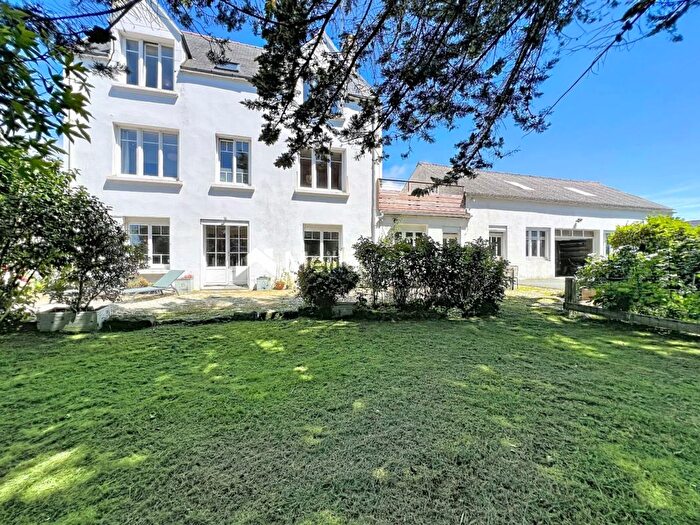 Treffiagat : Maison 9 pièces à vendre