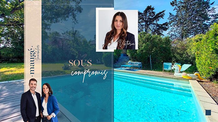 Maison à vendre - Chassieu - 6 pièces - 5 chambres