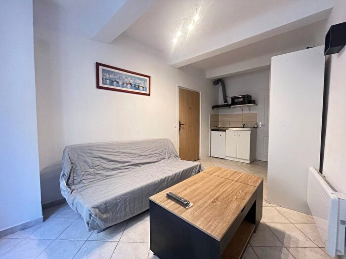 Appartement à louer - Bargemon - 1 pièce