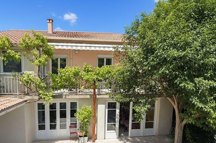 Avignon, Blanchissage : Maison 6 pièces à vendre
