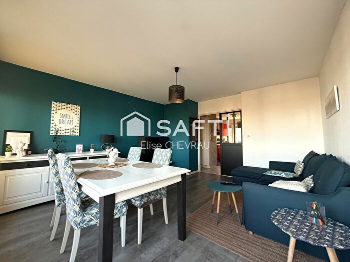 Appartement à vendre - Mâcon, Mâcon Nord - 3 pièces - 2 chambres