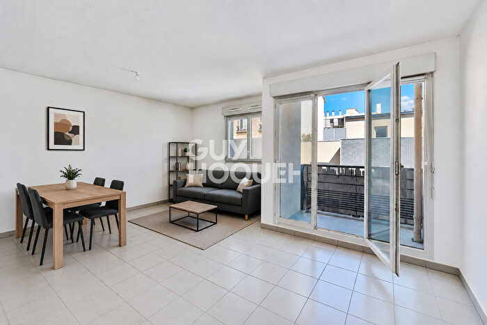 Appartement 3 pièces à Villeurbanne, Grand Clément, à vendre