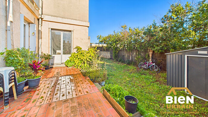 Maison à vendre - Garons - 7 pièces - 5 chambres