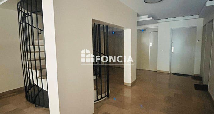 Épinay-sous-Sénart : Appartement 2 pièces à louer