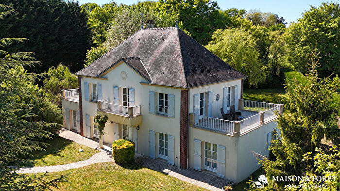 Maison 9 pièces à vendre à Bléneau