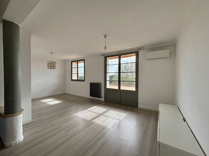 Arles, Centre-ville : Appartement 3 pièces à vendre
