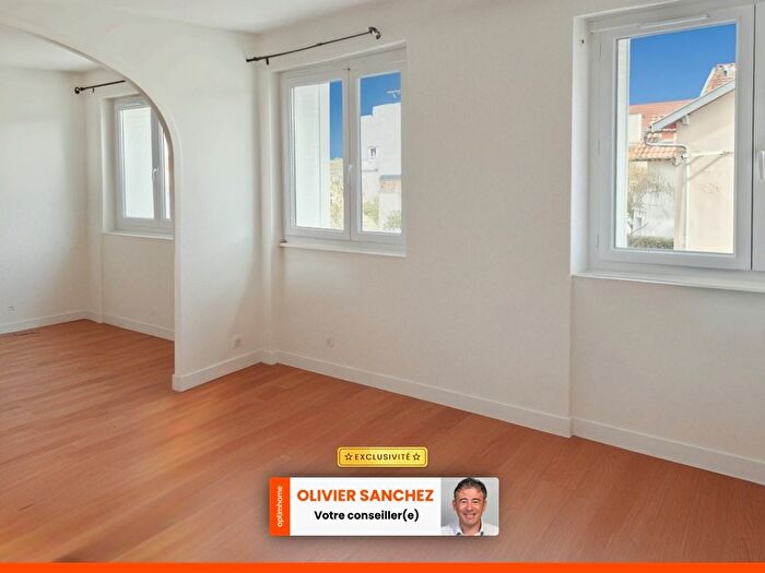Appartement à vendre - Beaumont - 4 pièces - 2 chambres