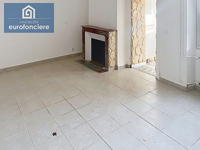 Appartement à louer - Aix-en-Othe - 2 pièces - 1 chambre