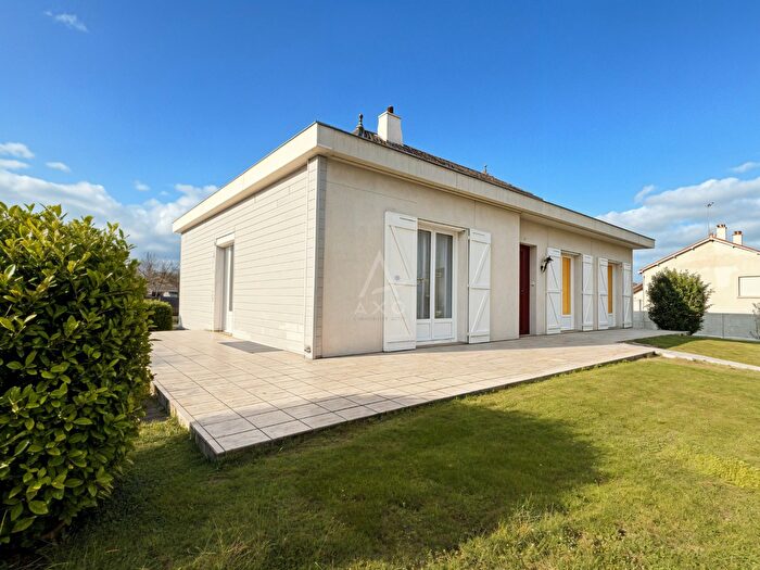 Maison à vendre - Saint-Fulgent - 5 pièces - 3 chambres