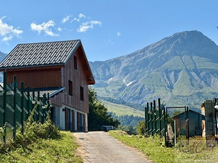 Maison 4 pièces à vendre à Albiez-le-Jeune