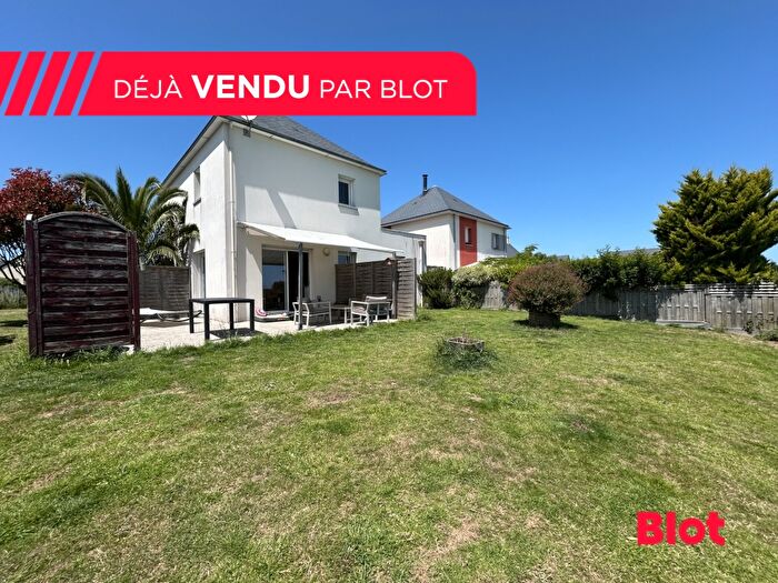 Maison à vendre - Saint-Guinoux - 5 pièces - 3 chambres