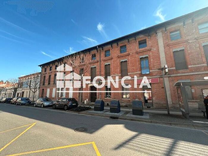 Appartement à louer - Villebourbon, Montauban - 4 pièces - 2 chambres