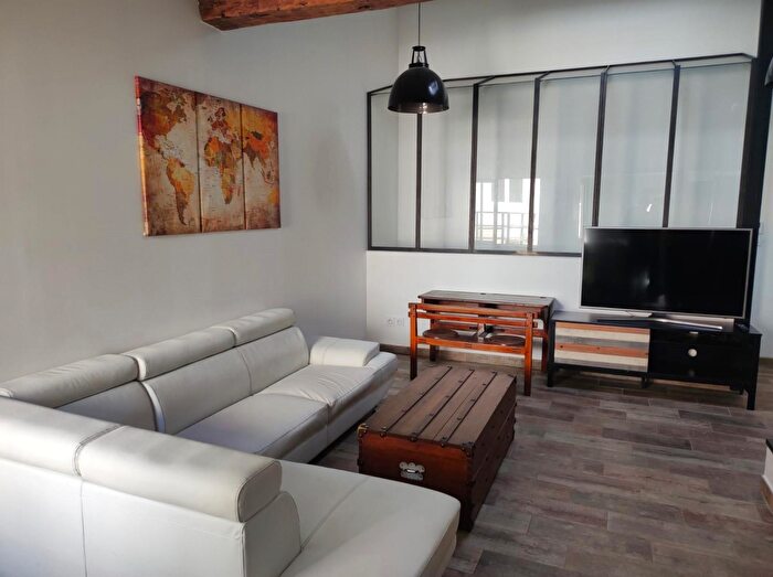 Appartement à louer - Bordeaux, Capucins, Saint-Michel - 3 pièces - 2 chambres