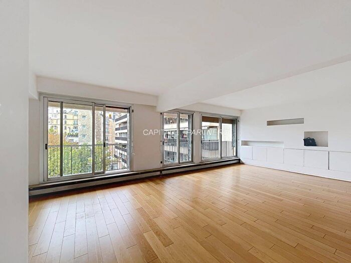 Appartement à louer - Auteuil Nord, Paris ème arrondissement - 3 pièces - 2 chambres