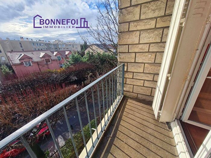 Appartement à louer - Joinville-le-Pont - 3 pièces - 2 chambres