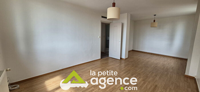 Montluçon, Croix Blanche, Diénat : Appartement 3 pièces à vendre