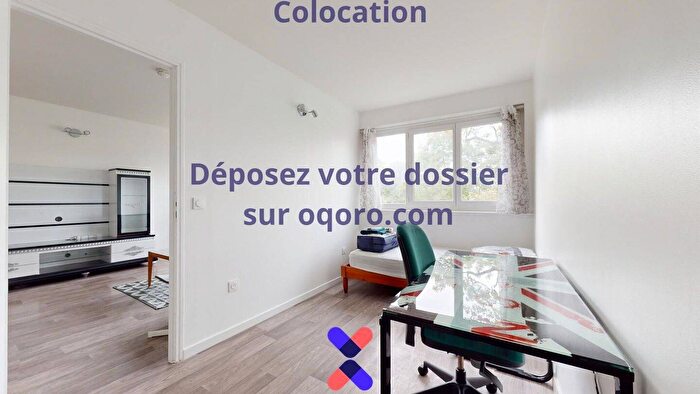 Appartement à louer - Descartes, Massy - 4 pièces - 3 chambres