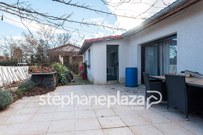 Maison à vendre - Cras-sur-Reyssouze - 8 pièces - 4 chambres