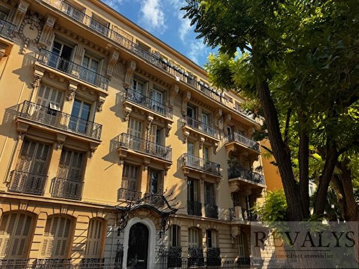 Nice, Saint-Lambert, Bas-Cimiez - Appartement 4 pièces à vendre