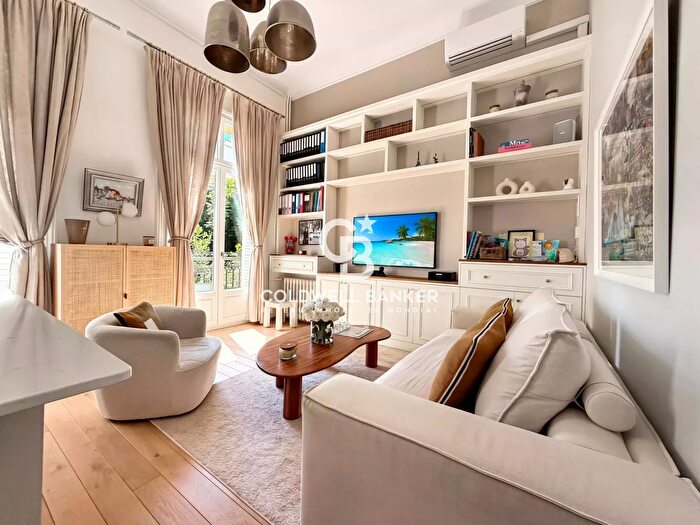Appartement 2 pièces à vendre - Neuilly-sur-Seine, Saint-James, Madrid
