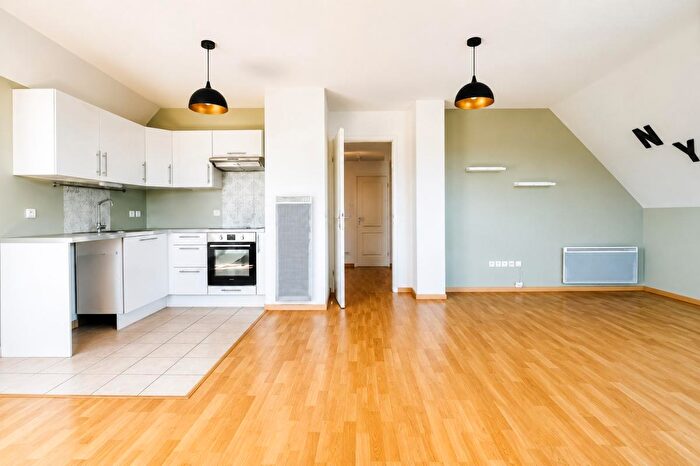 Appartement 3 pièces à Magny-le-Hongre, à vendre