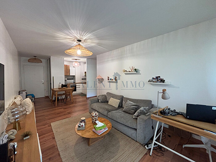 Appartement 2 pièces à louer à Neuilly-Plaisance, Bel Air, Clémenceau, Carnot