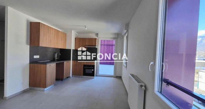 Palisses-Tuileries-Montfort-Belledonne, Crolles : Appartement 2 pièces à louer