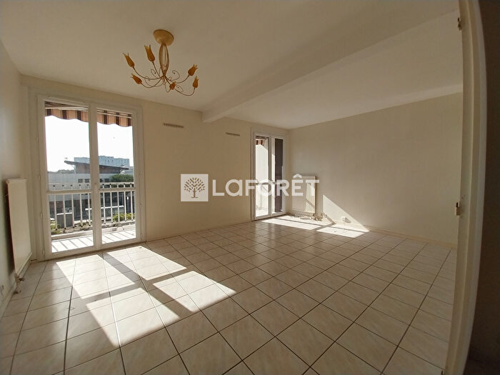 Appartement 3 pièces à Lormont, Génicart, à louer