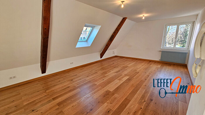 Appartement à louer - Guebwiller - 2 pièces - 1 chambre