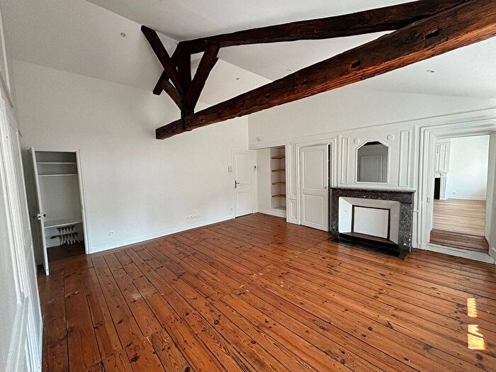 Appartement à louer - Poitiers - 4 pièces - 3 chambres