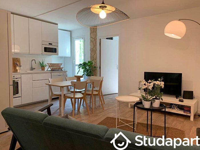 Appartement 1 pièce à louer à Reste des Chenes-Le Ponceau, Cergy