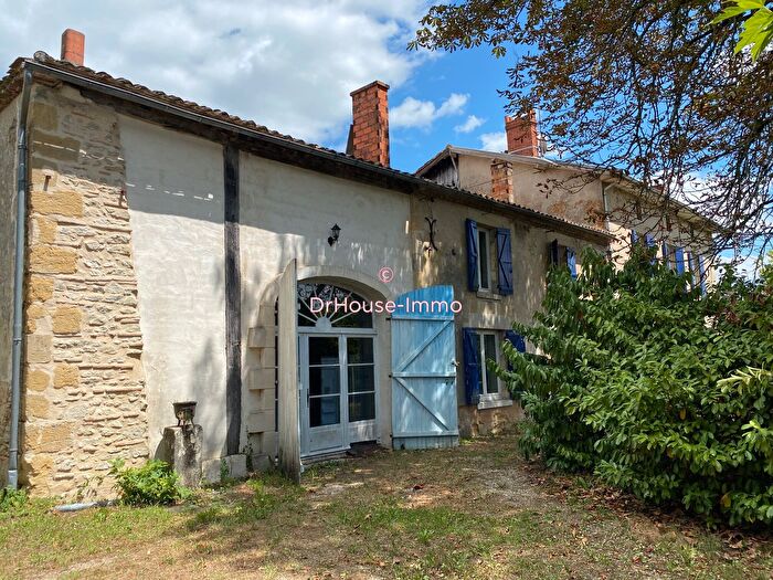 Maison à vendre - Lamothe-Landerron - 6 pièces - 5 chambres