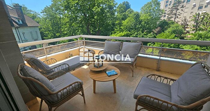 Appartement 4 pièces à vendre - Saint-Germain-en-Laye, Hennemont