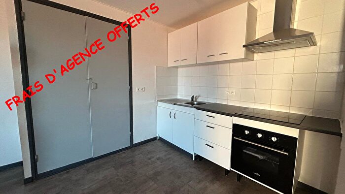 Appartement à louer - Béziers, Neuf Ecluses, Gasquinoy - 2 pièces - 1 chambre