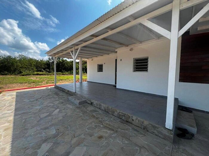 Maison à louer - Kourou - 4 pièces - 3 chambres