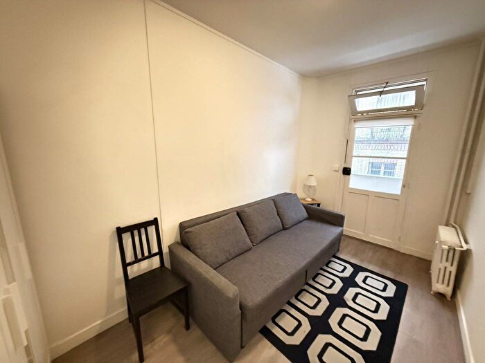 Appartement à louer - Saint Placide, Paris ème arrondissement - 2 pièces - 1 chambre