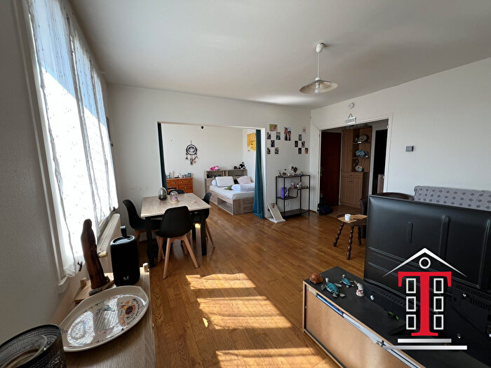 Appartement à vendre - Angers - 4 pièces - 2 chambres
