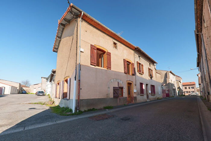 Maison à vendre - Aigueperse - 3 pièces - 2 chambres