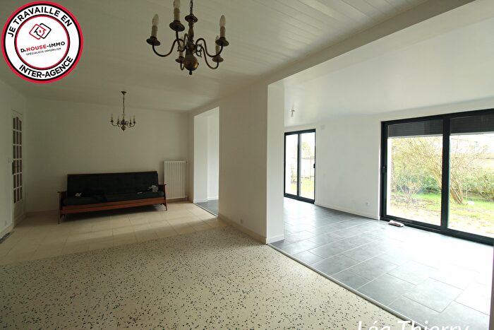 Maison à vendre - Le Mesnil-Esnard - 4 pièces - 3 chambres