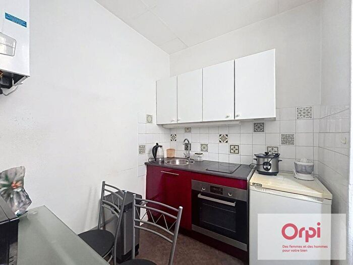 Cité Bretonnie-Chatelet-Favieres-Conches, Montluçon - Appartement 1 pièce à louer