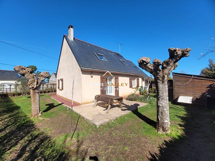 Maison à vendre - La Ménitré - 6 pièces - 4 chambres