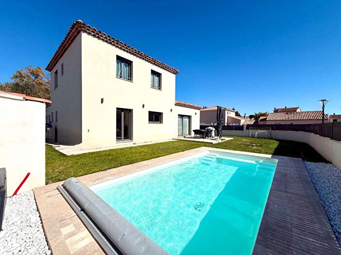 Maison à vendre - Saint-Chamas - 5 pièces - 4 chambres