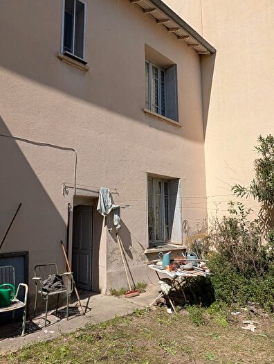 Maison à vendre - Béziers, Champ de Mars - 5 pièces - 4 chambres