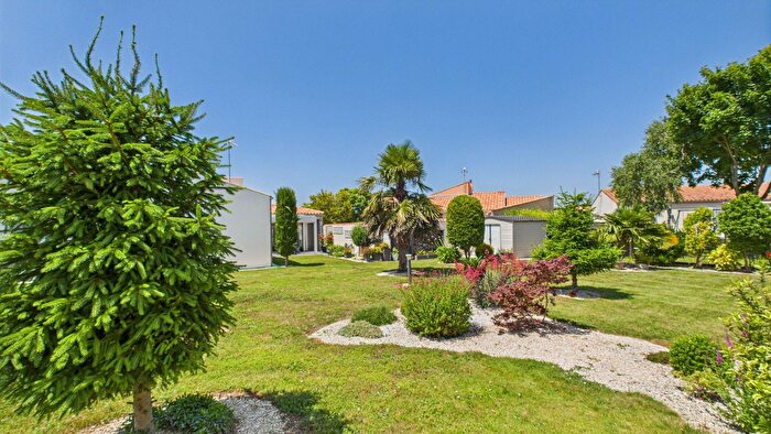 Maison à vendre - La Jarne - 5 pièces - 3 chambres