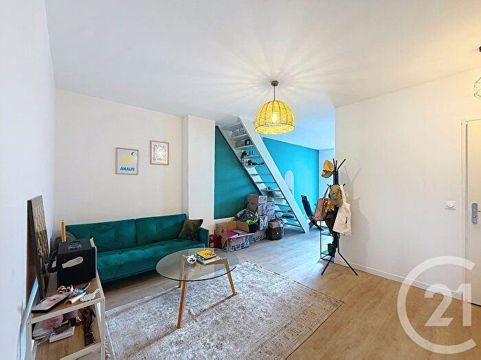 Cannes, Prado, République : Appartement 2 pièces à louer